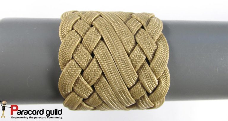 11L10B unusual turk's head - Paracord guild